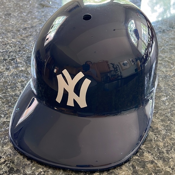 Sports Products Corp | Accessories | Vintage 8s New York Yankees Kids ...